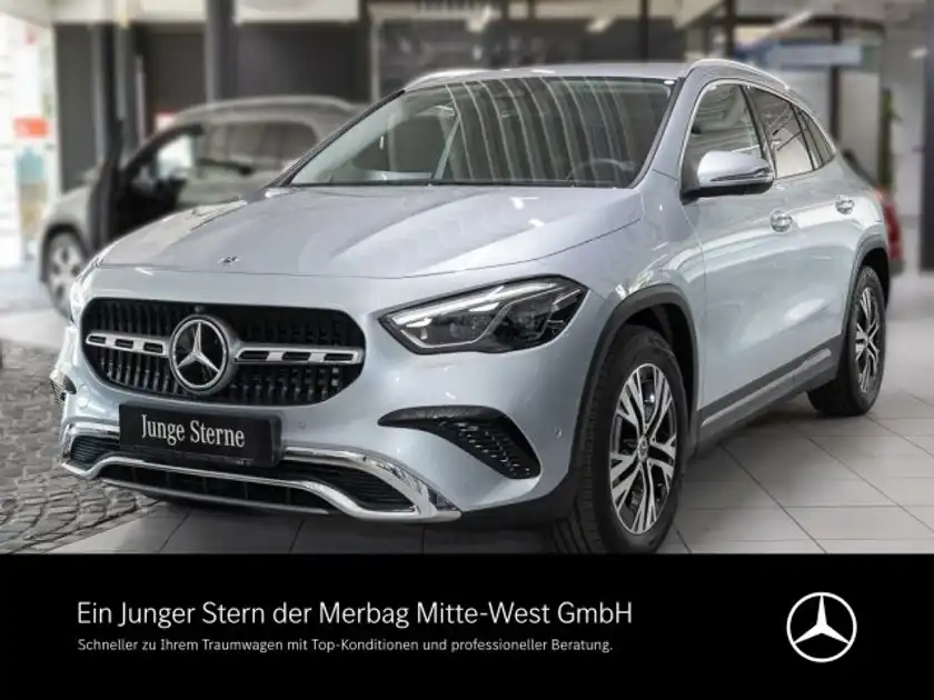 MERCEDES-BENZ GLA 180 Gebraucht, Benzin, Automatik, FzN: 258308 | KBM ...